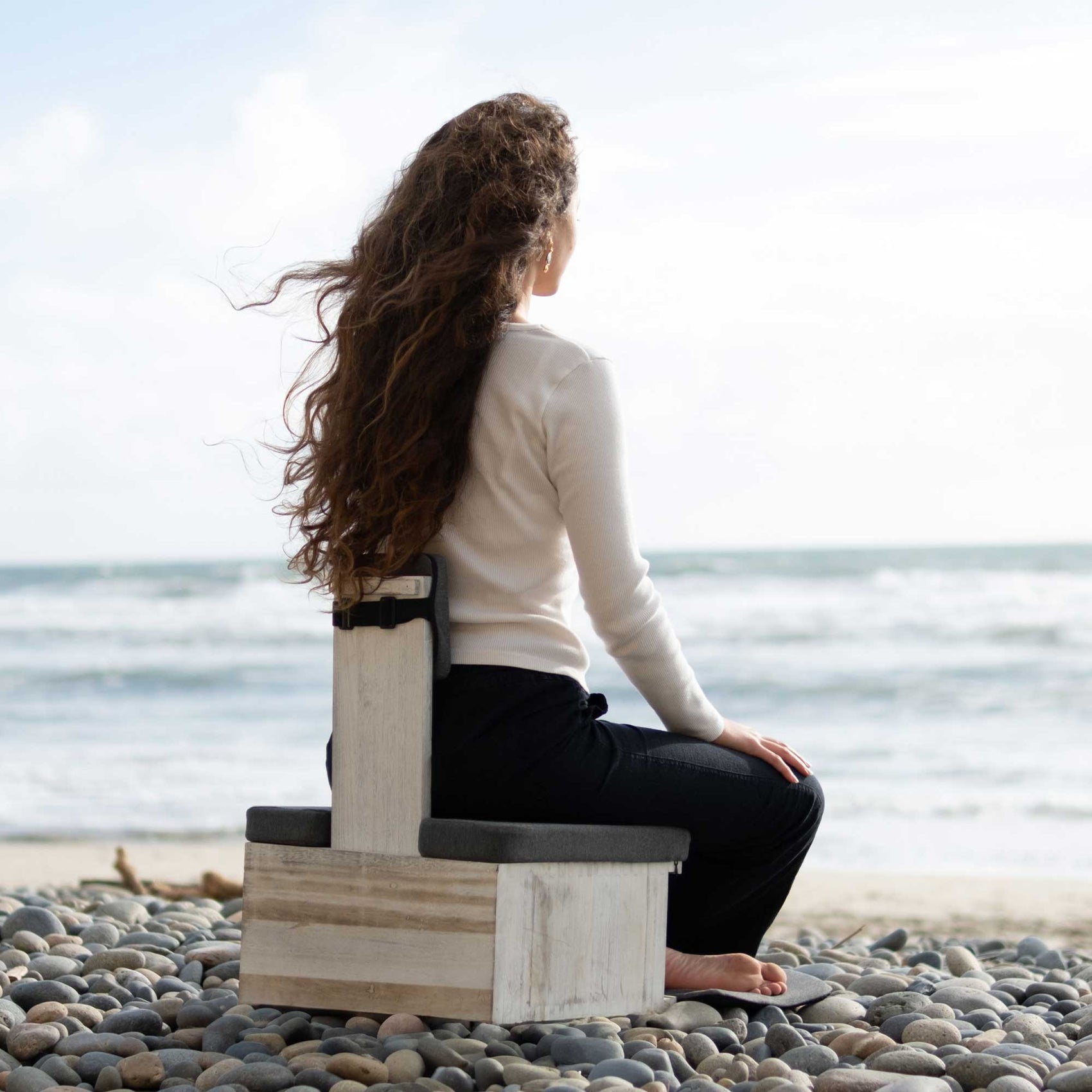 Ungloo Box - Portable Meditation Chair With Back and Hip Support ...